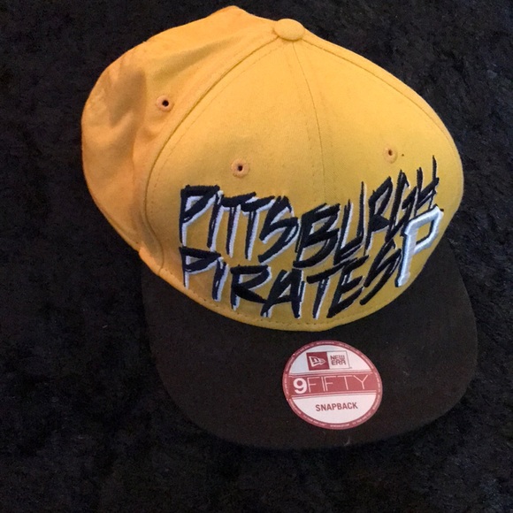 New Era | Accessories | Pittsburgh Pirates Snapback Hat | Poshmark